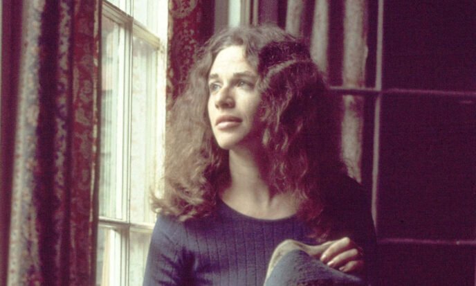 Carole King's ex-husband Charles Larkey plays bass.